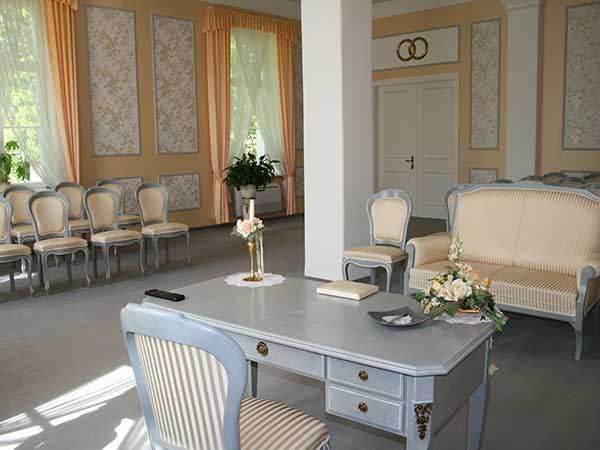 Standesamt Wurzen mit Öffnungszeiten und Kontaktdaten