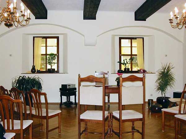 Standesamt Meerane mit Öffnungszeiten und Kontaktdaten